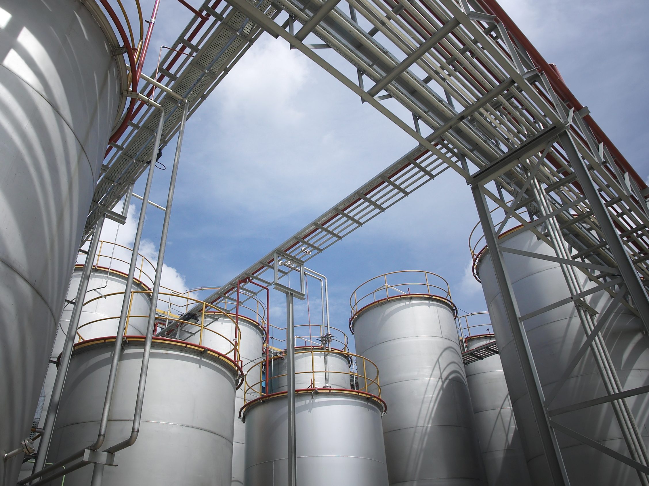 The DDV Diaphragm Deluge Valve uses a single moving part—a resilient ...